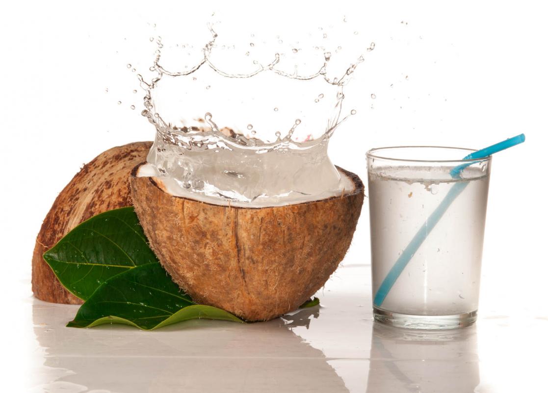 Beneficios del agua de coco - Beneficios para la salud de la actividad ...